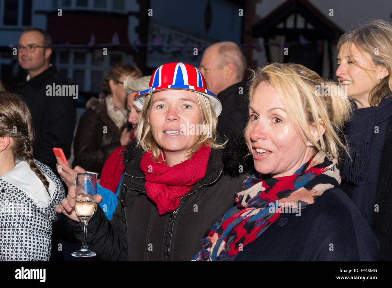 Leigh-on-Sea, UK, 21st April 2016. Hamboro Street residents lighting an ...