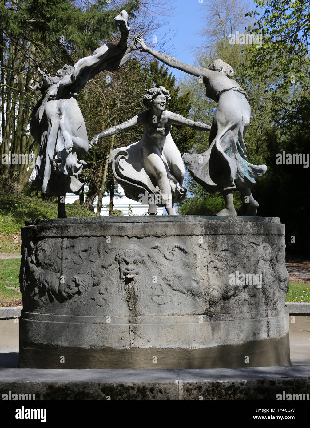 The Nymph Fountain by sculptor Walter Schott (1861-1938) in the park in ...