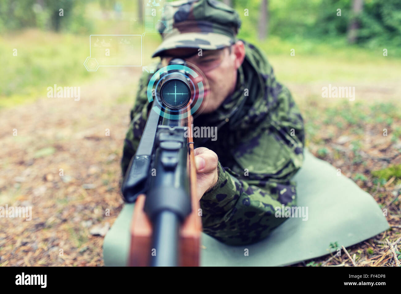 Professional soldier modern gun aiming hi-res stock photography and ...