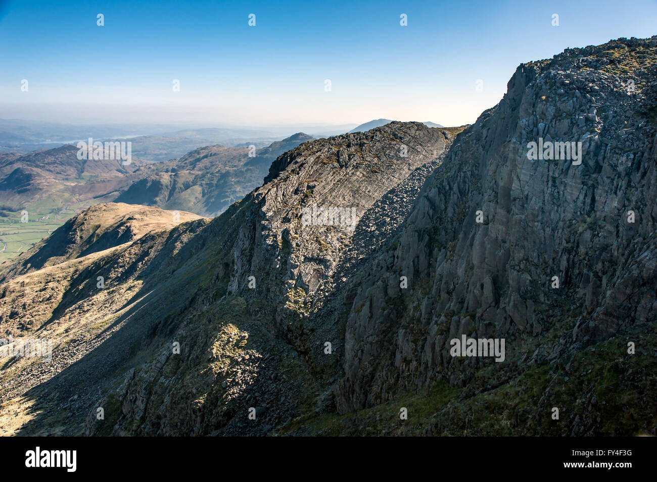 Cambridge Crag, Flat Crag and The Great Slab of Bowfell Stock Photo - Alamy