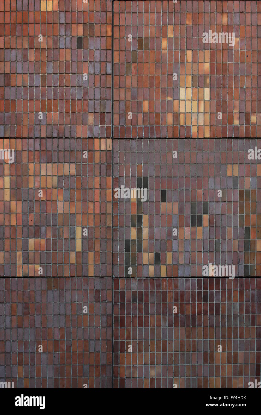 Vertical red brick hi-res stock photography and images - Alamy