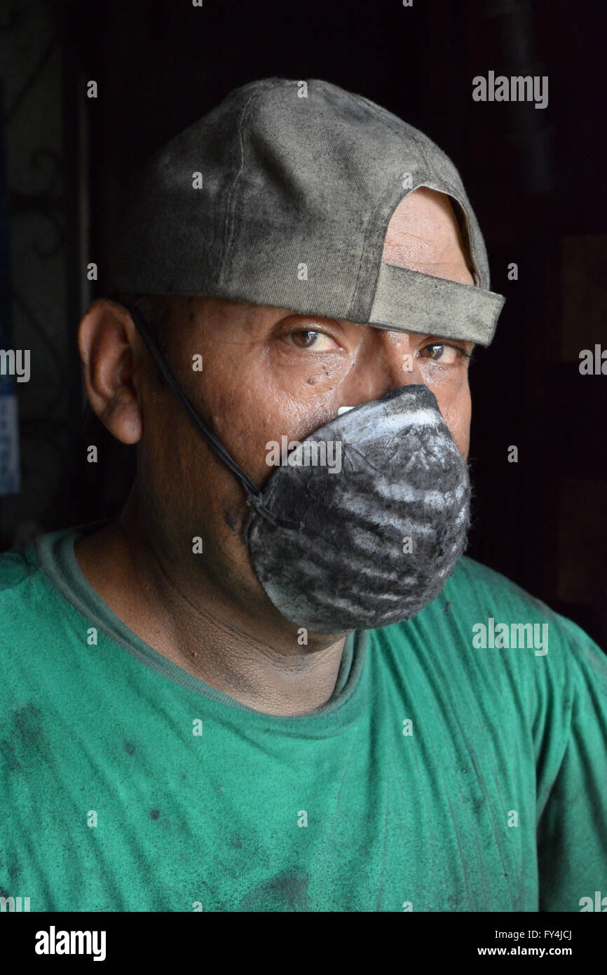 Man, dirty, hard hat hi-res stock photography and images - Alamy