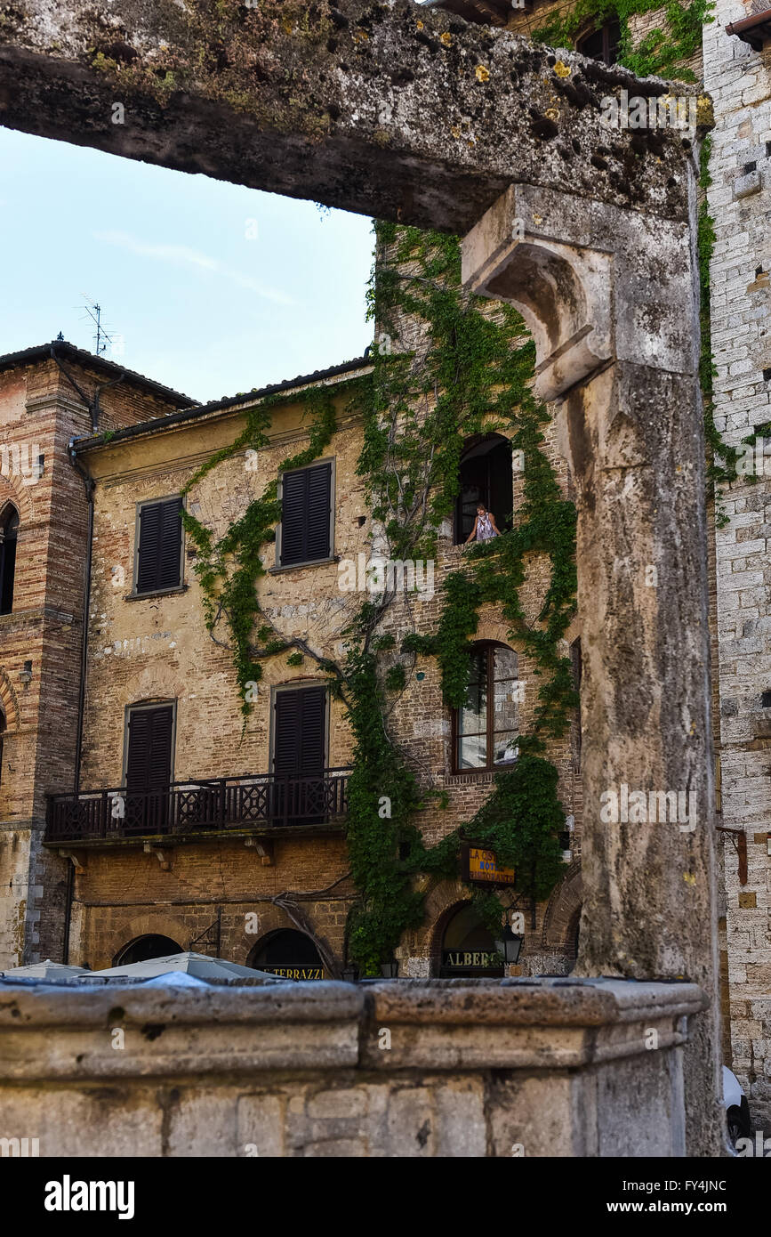 Old architecture hi-res stock photography and images - Alamy