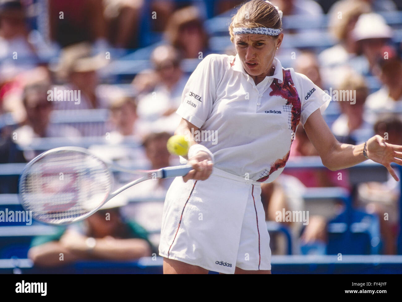 Steffi Graf (GER) competing at the 1995 US Open Stock Photo - Alamy