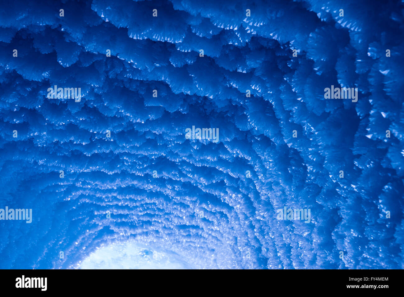 Tunnel ceiling hi-res stock photography and images - Alamy