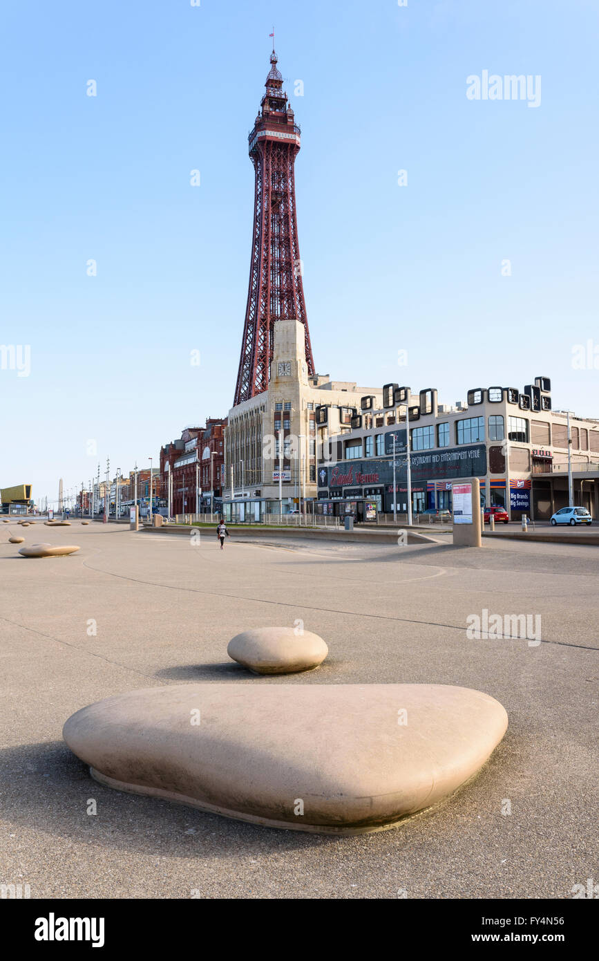 Blackpool tower with scaffolding hi-res stock photography and images ...