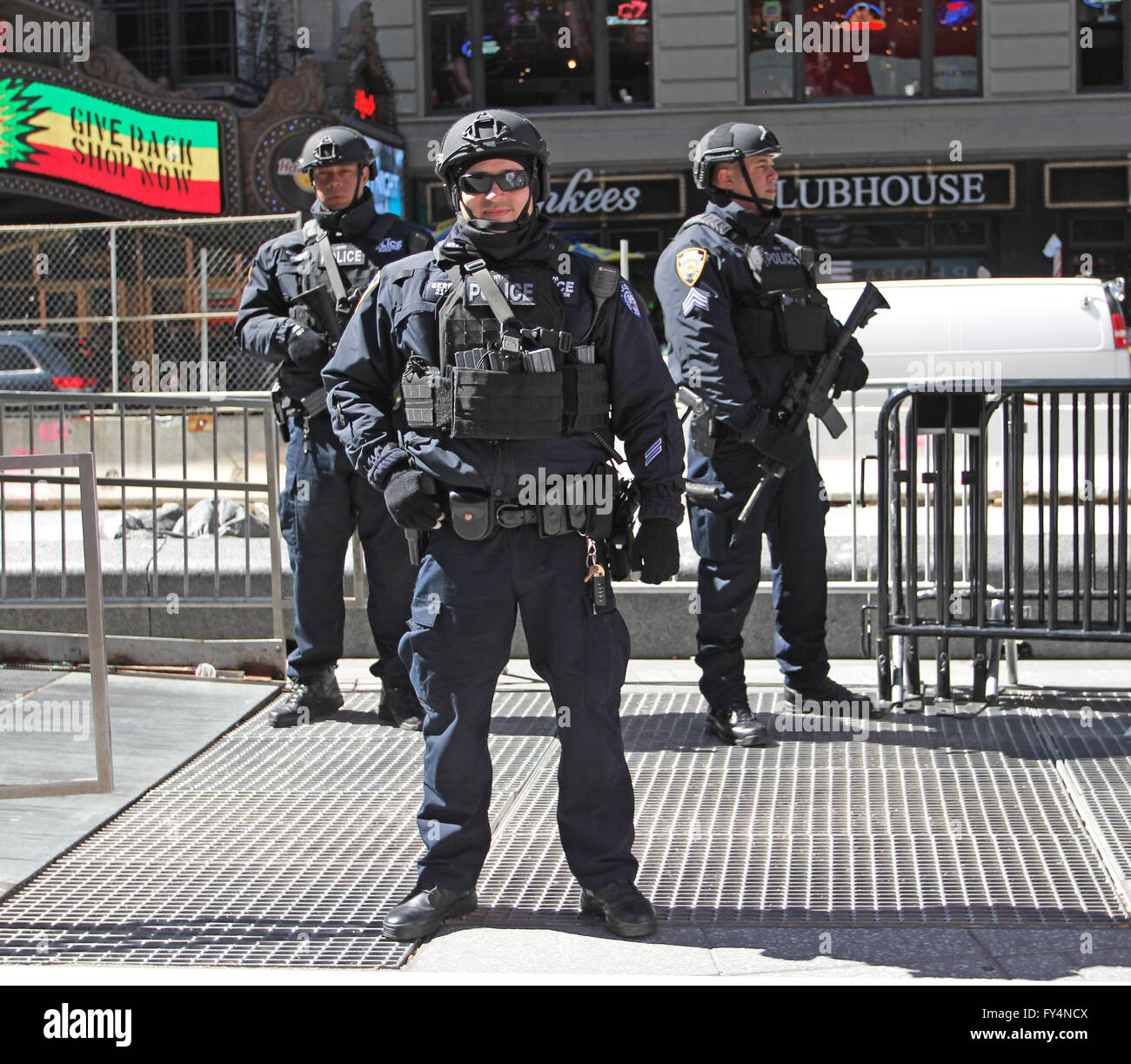 NYPD policemen in Times Square NYC Stock Photo - Alamy
