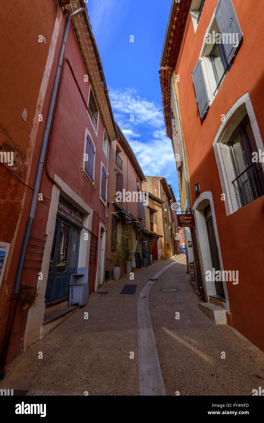 Village de Roussillon Vaucluse Haute Provence France 84 Stock Photo - Alamy