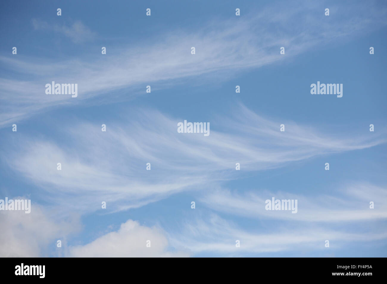 Cirrus hi-res stock photography and images - Alamy