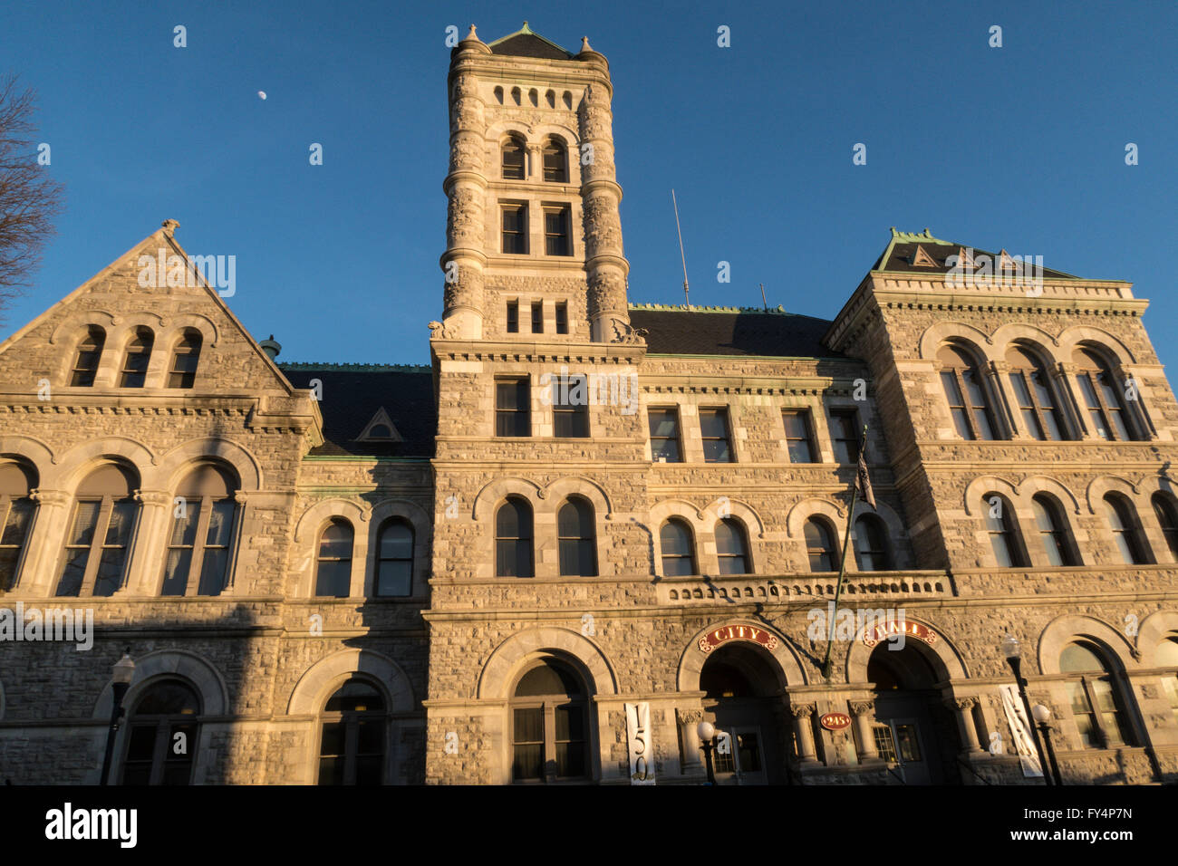 Williamsport city hall hi-res stock photography and images - Alamy