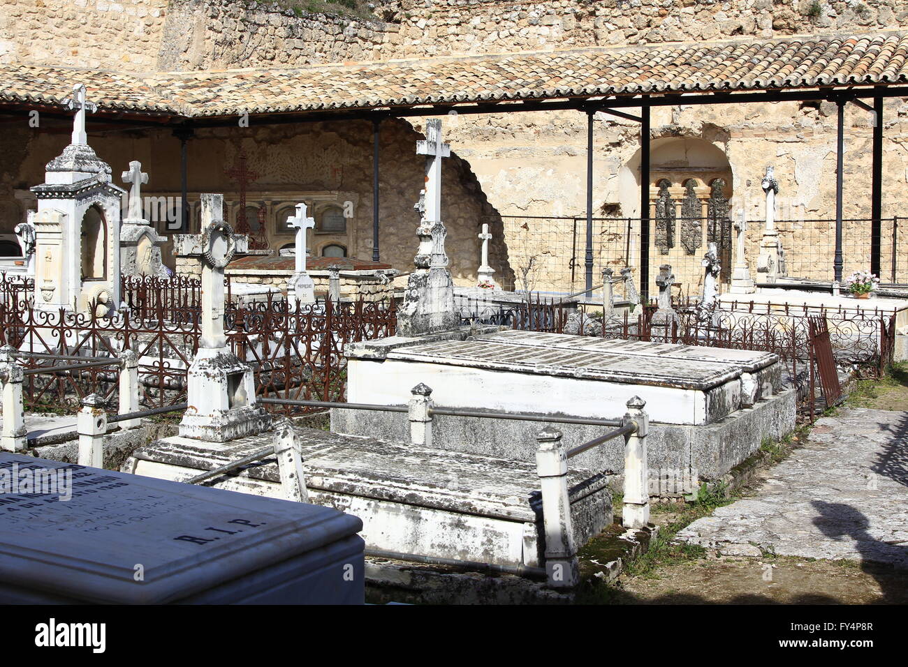 Cemetary Sculptures High Resolution Stock Photography and Images - Alamy