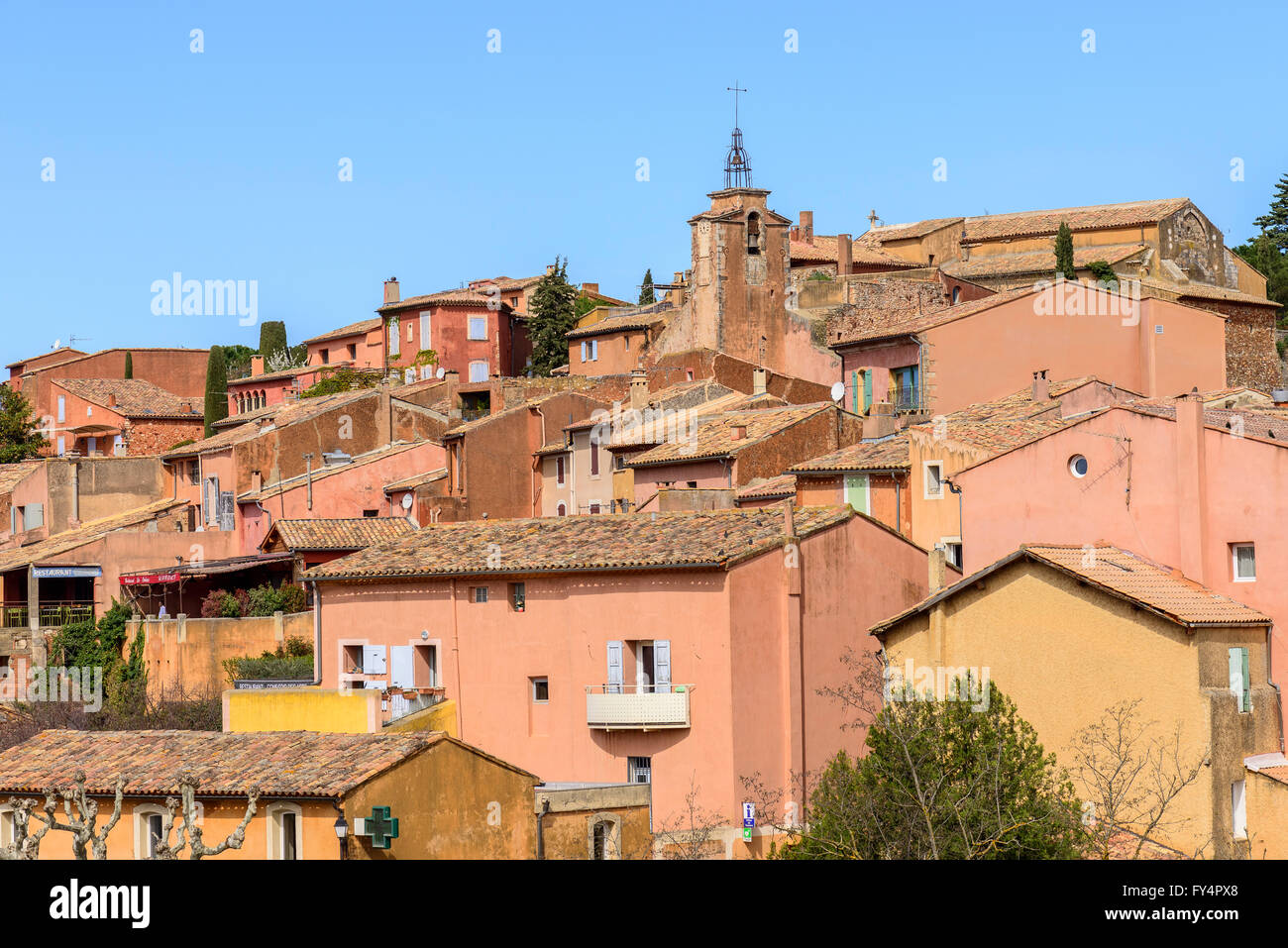 Village de Roussillon Vaucluse Haute Provence France 84 Stock Photo - Alamy