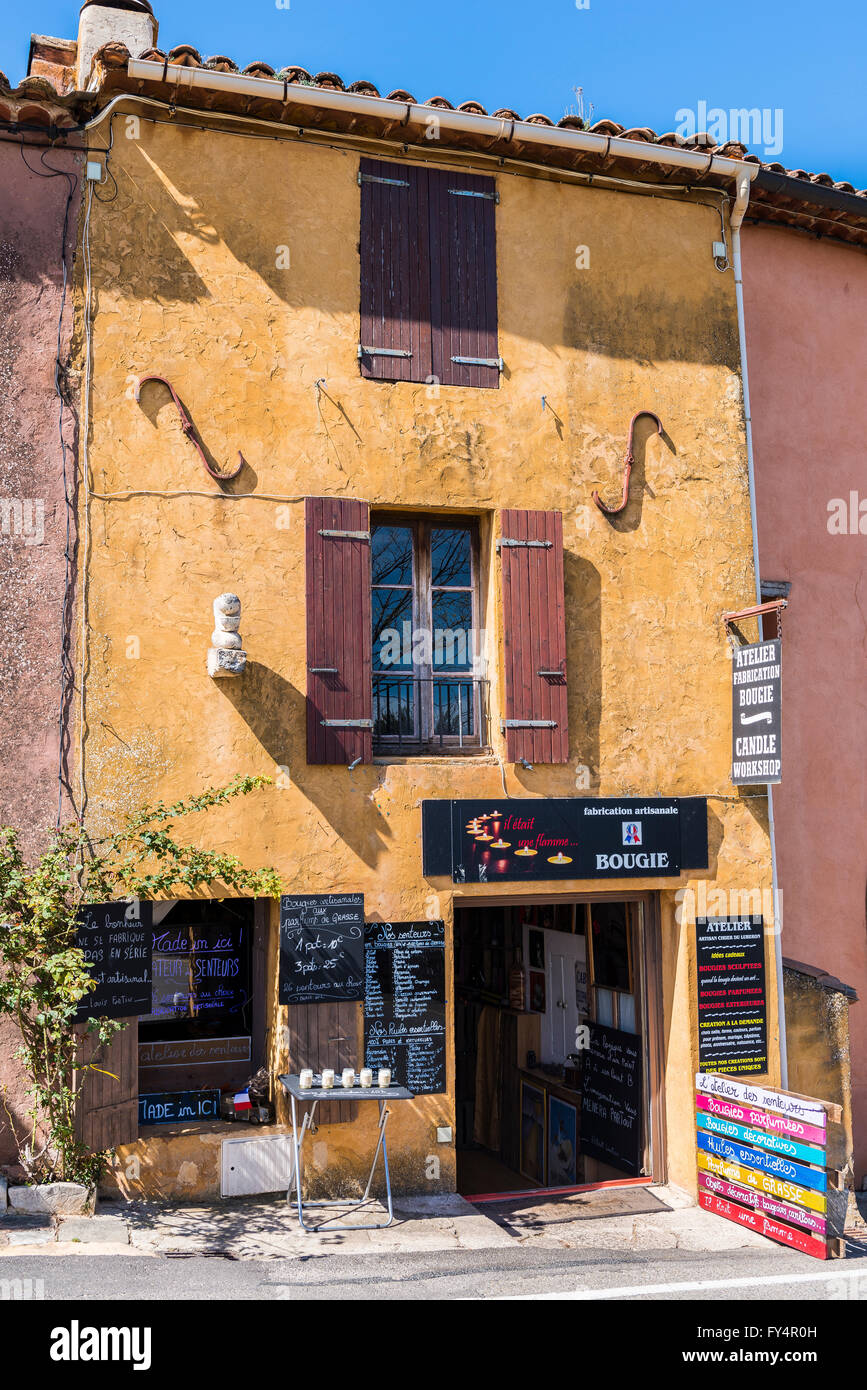 Village de Roussillon Vaucluse Haute Provence France 84 Stock Photo - Alamy