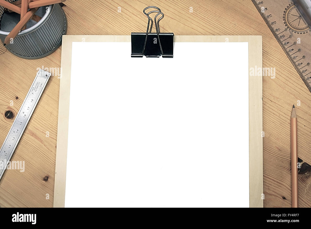 White ruler hi-res stock photography and images - Alamy