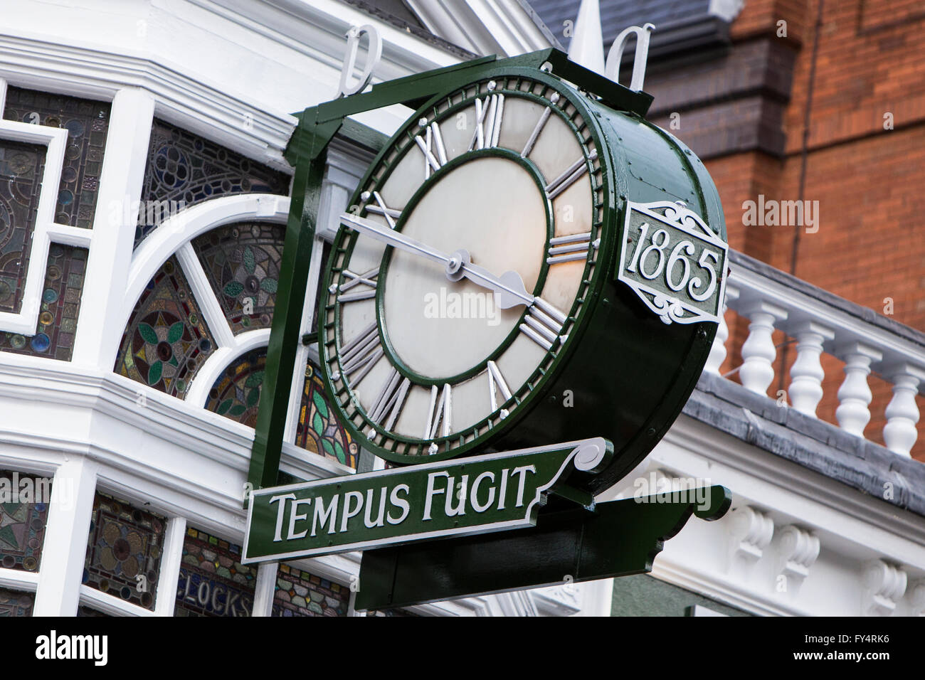 Time ball buildings leeds hi-res stock photography and images - Alamy