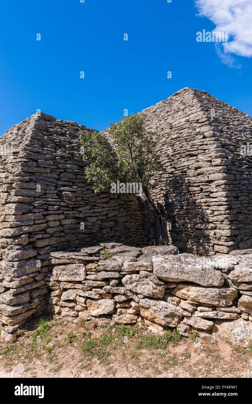 les Bories Gordes Vaucluse Provence France 84 Stock Photo - Alamy