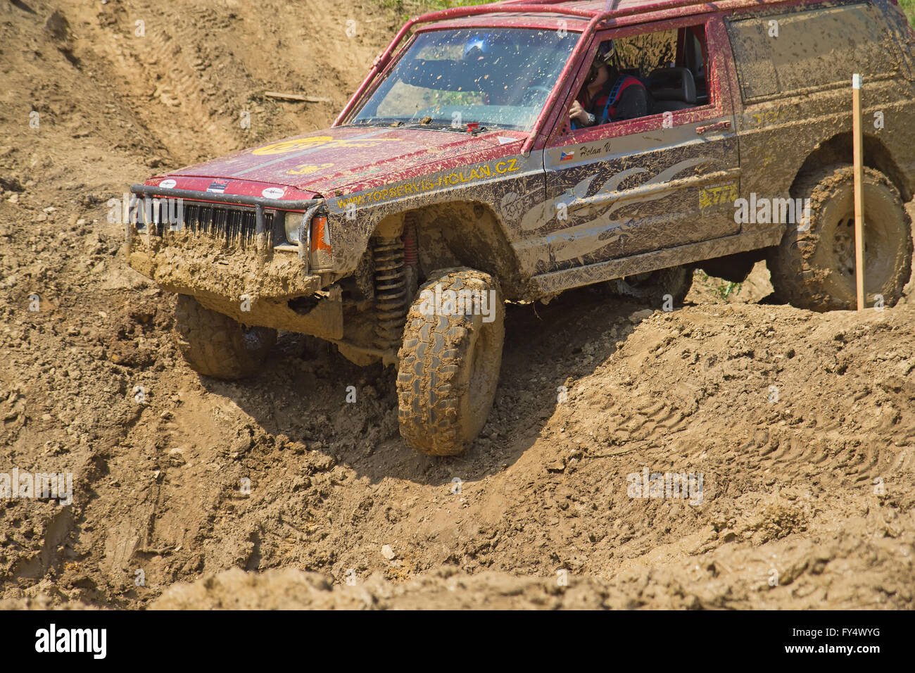 Muddy road hi-res stock photography and images - Alamy