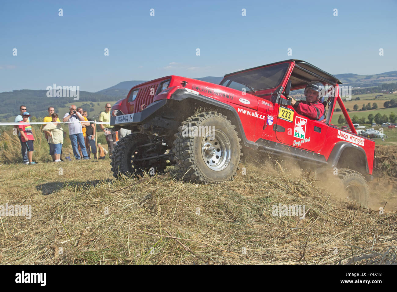 Red all terrain suv hi-res stock photography and images - Alamy