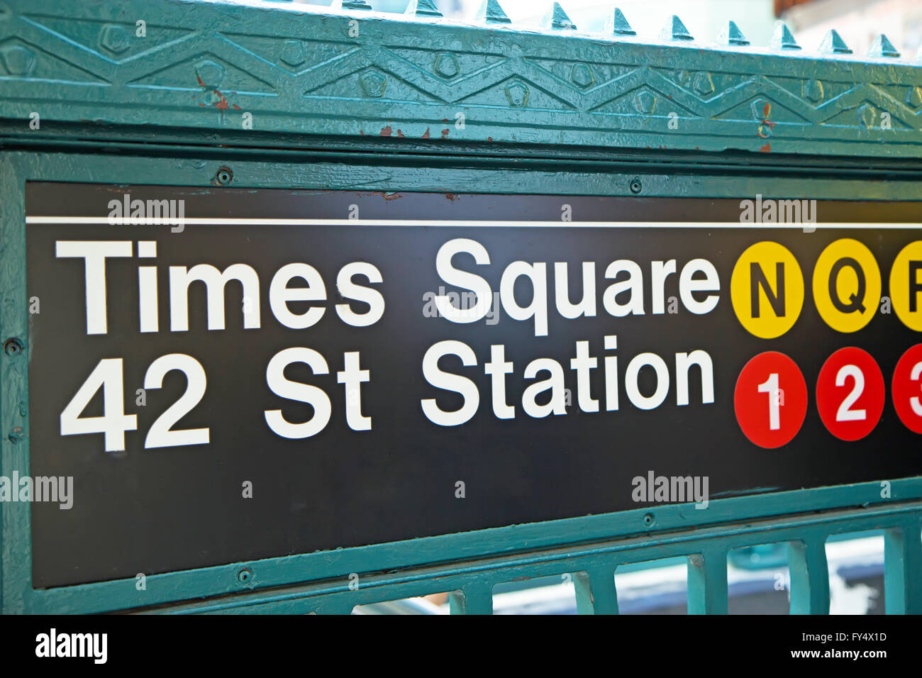 Green Subway Station sign.New York City (USA Stock Photo - Alamy