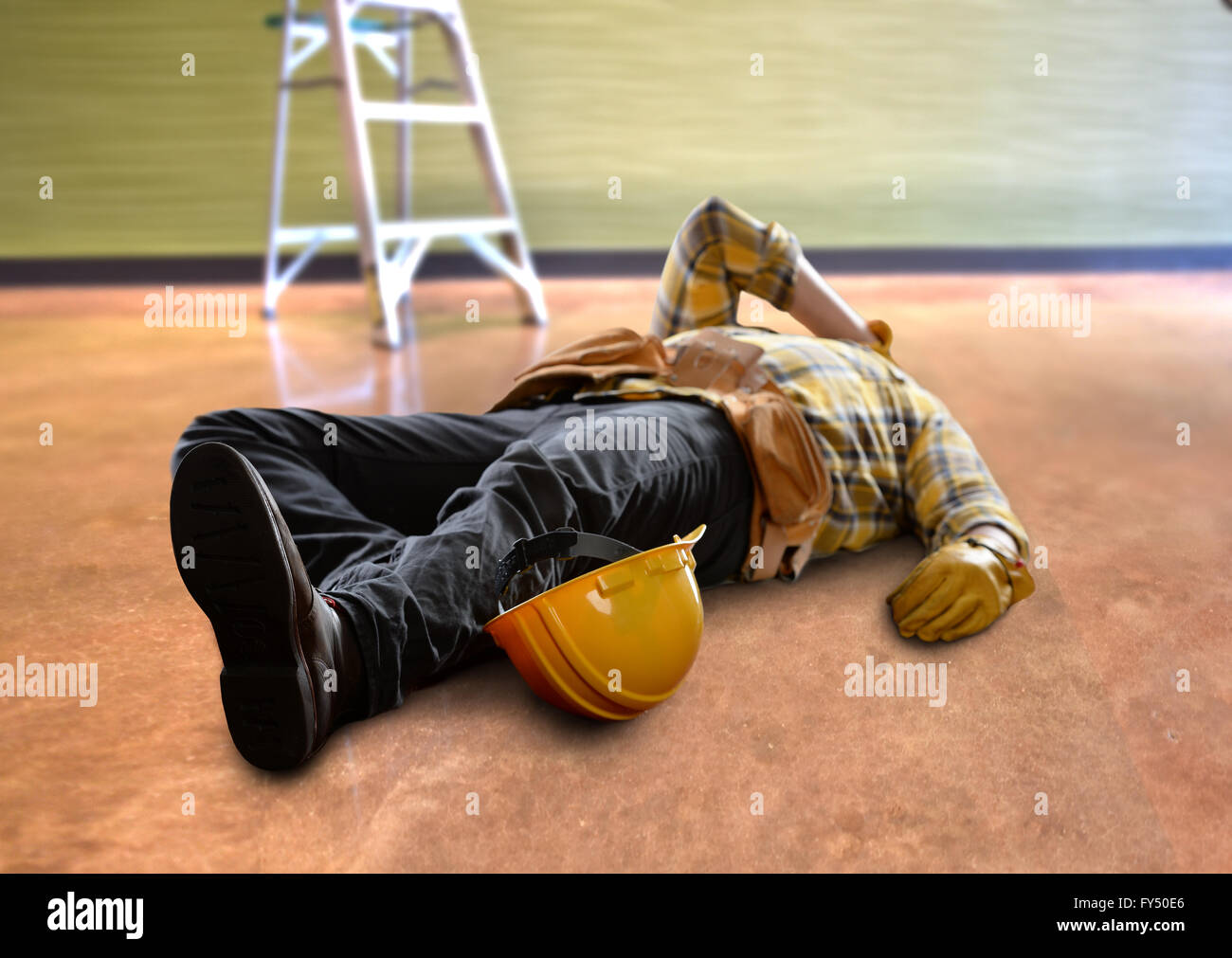 Falling from ladder hi-res stock photography and images - Alamy