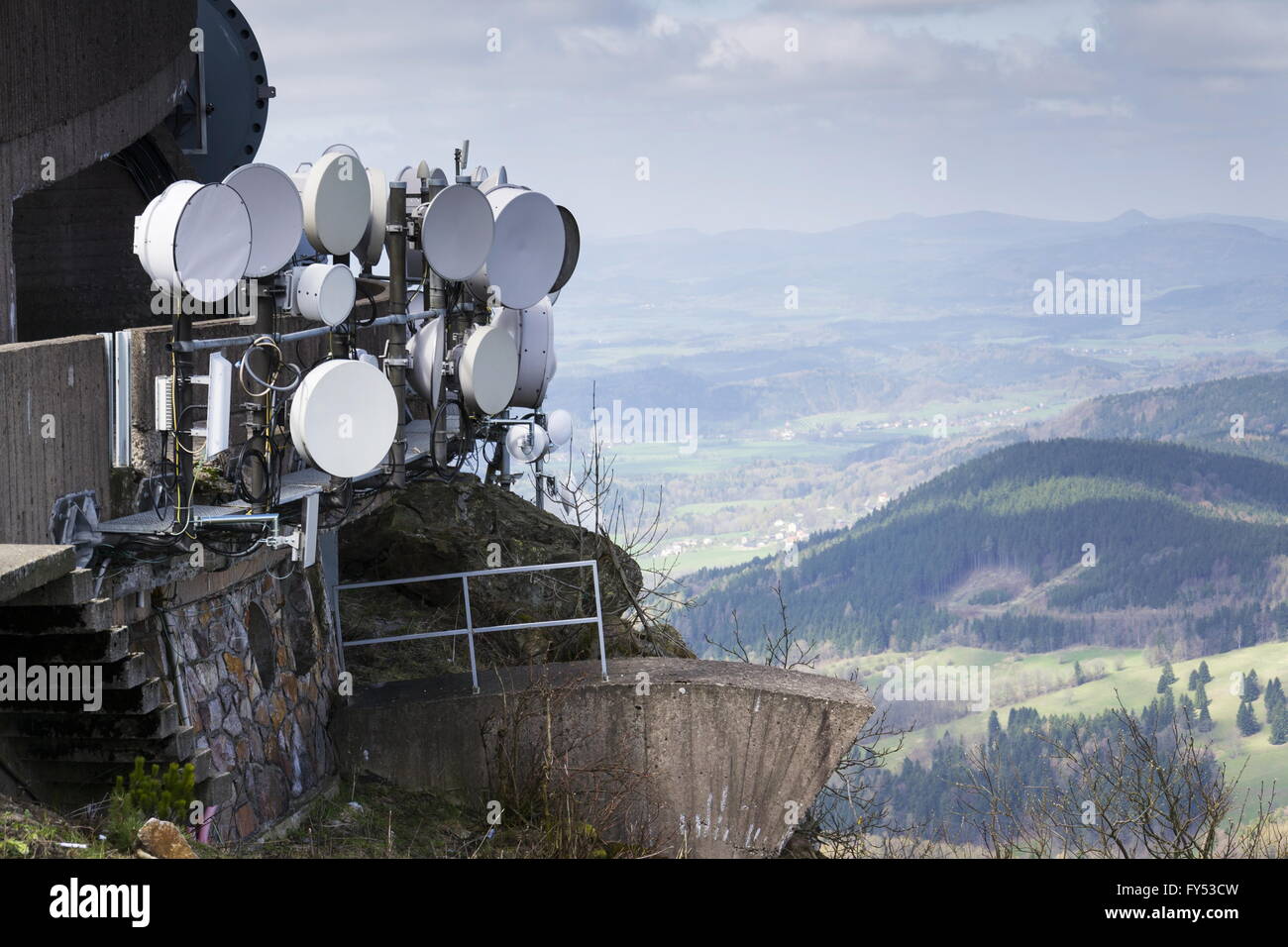 Radio aerials transmitters hi-res stock photography and images - Alamy
