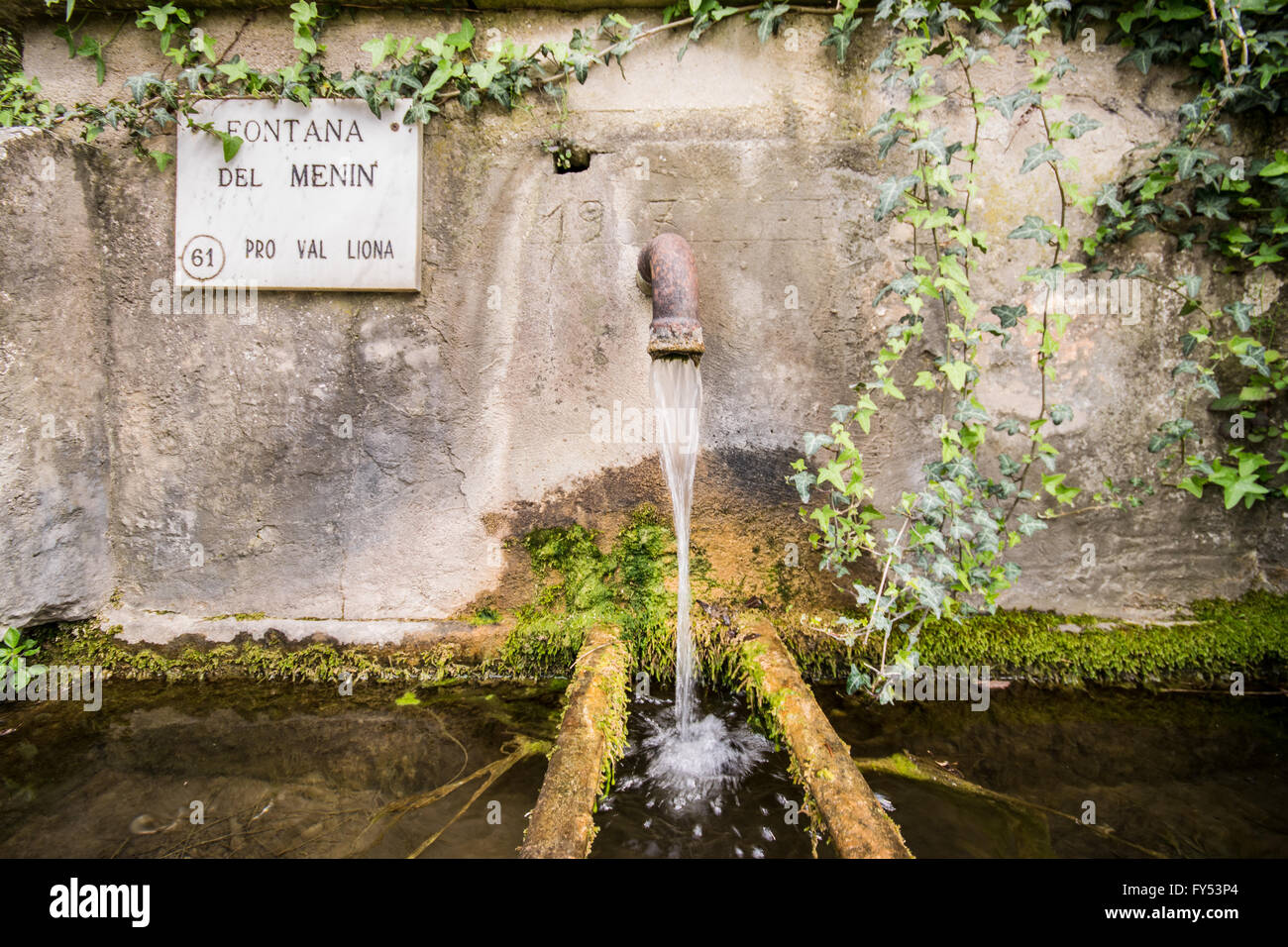 Old water bath hi-res stock photography and images - Alamy
