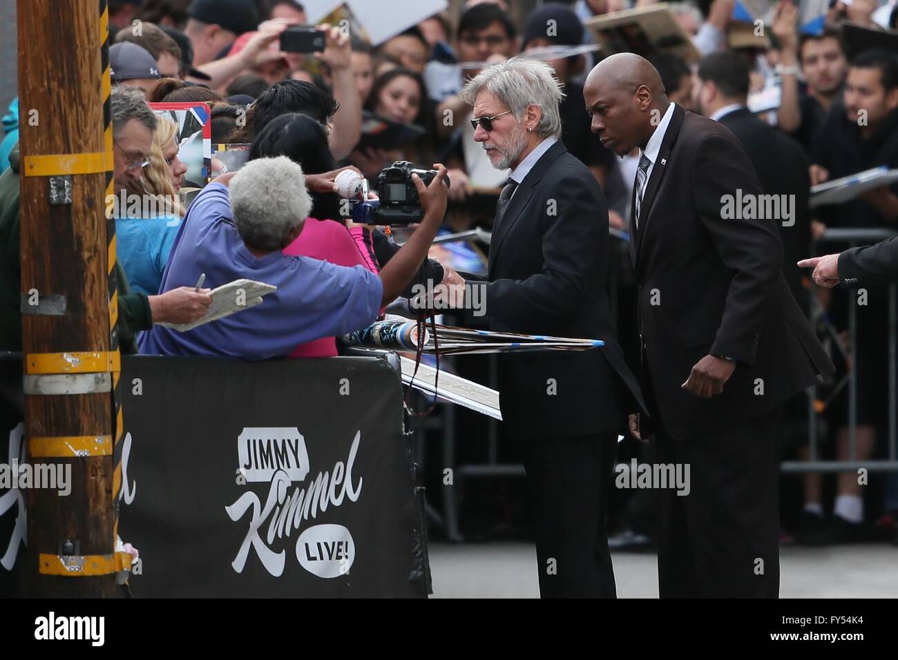 Harrison Ford seen signing for fans before leaving the ABC studios ...