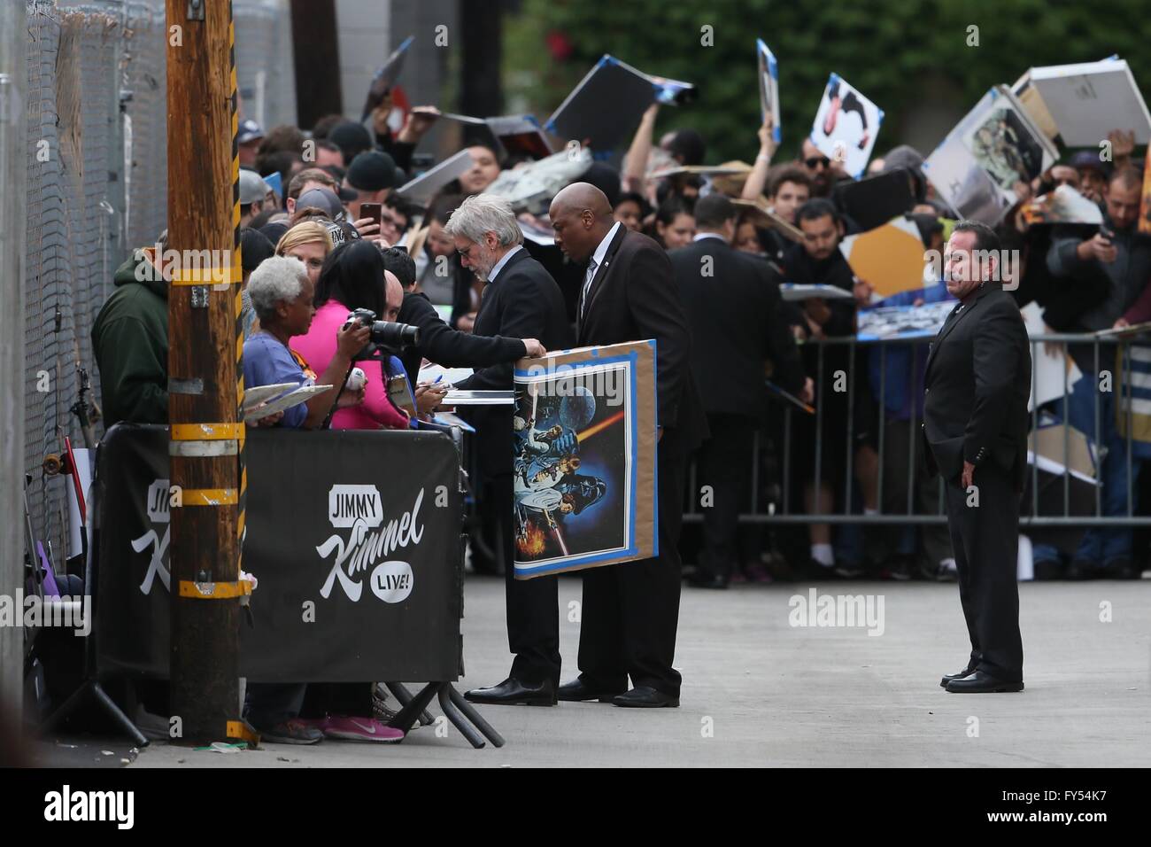 Harrison Ford seen signing for fans before leaving the ABC studios ...