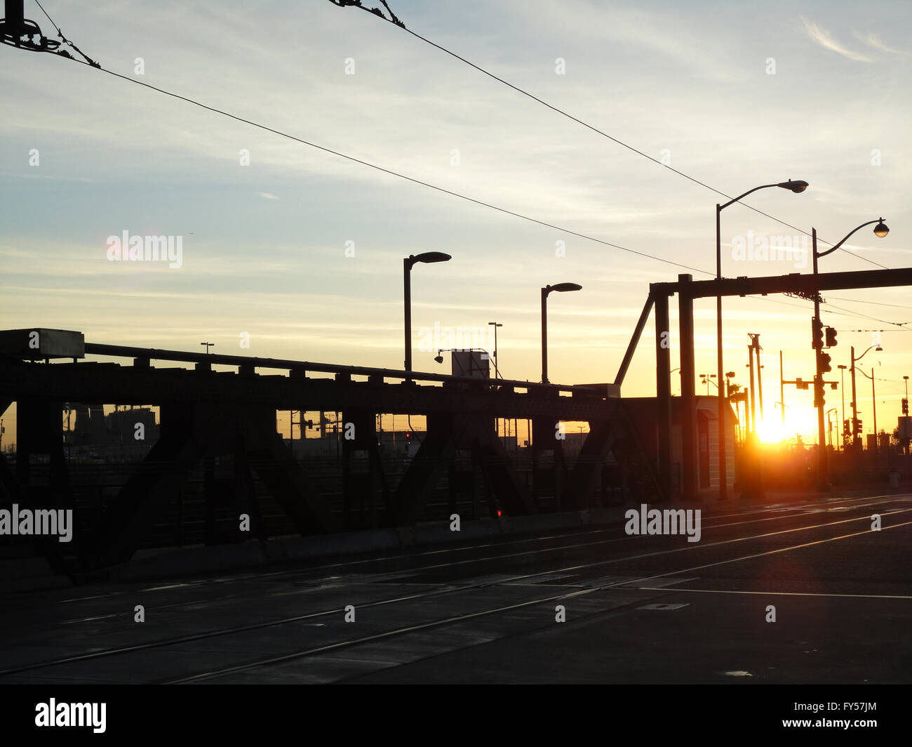 Bridge over commuter train tracks hi-res stock photography and images ...
