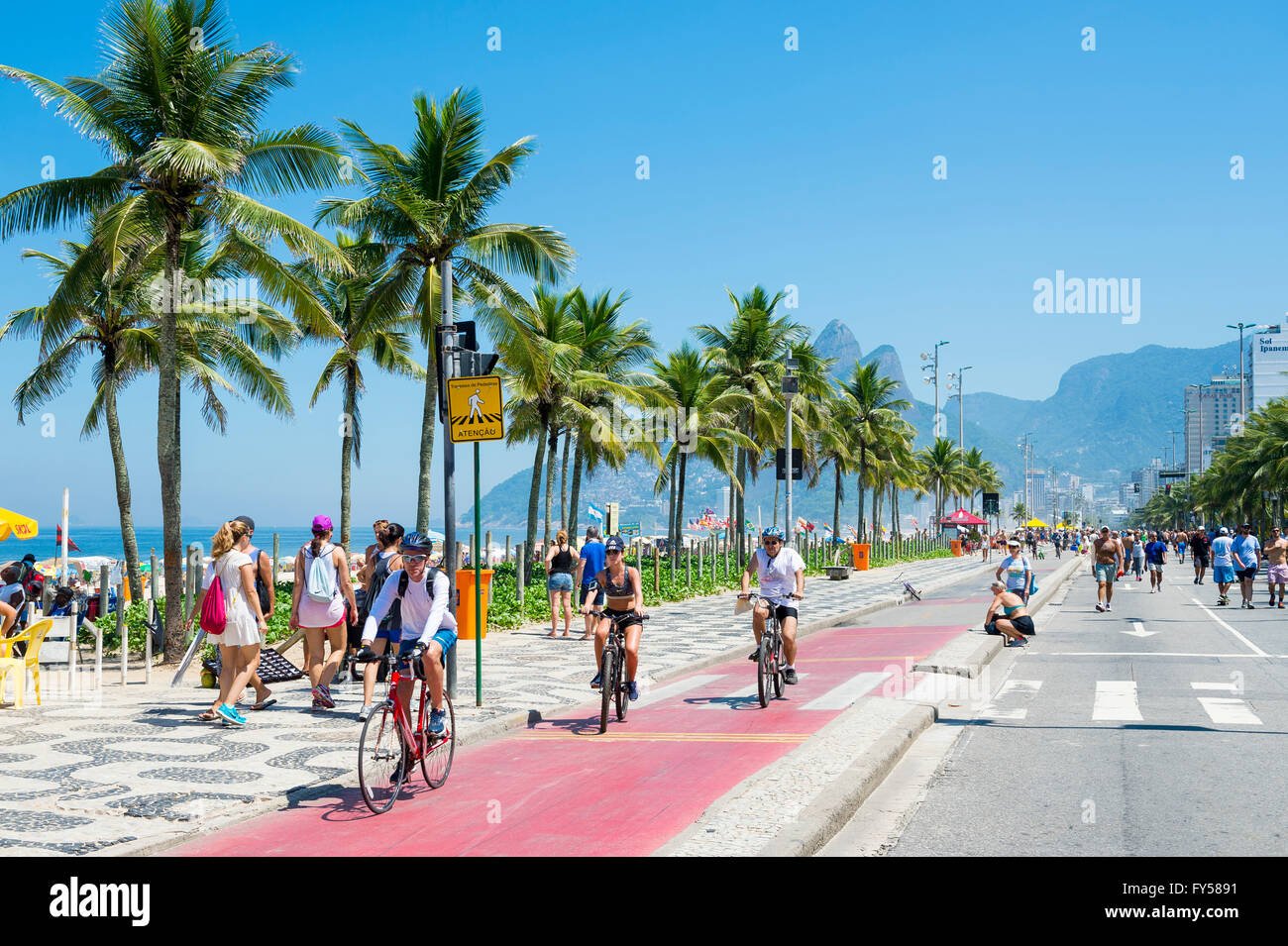 RIO DE JANEIRO - FEBRUARY 28, 2016: Active residents cycle on the bike ...