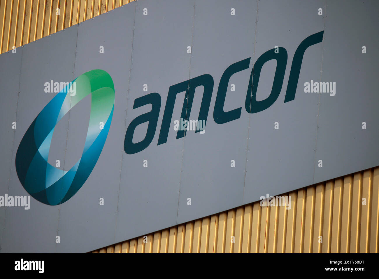 das Logo der Marke "Amcor", Berlin Stock Photo - Alamy