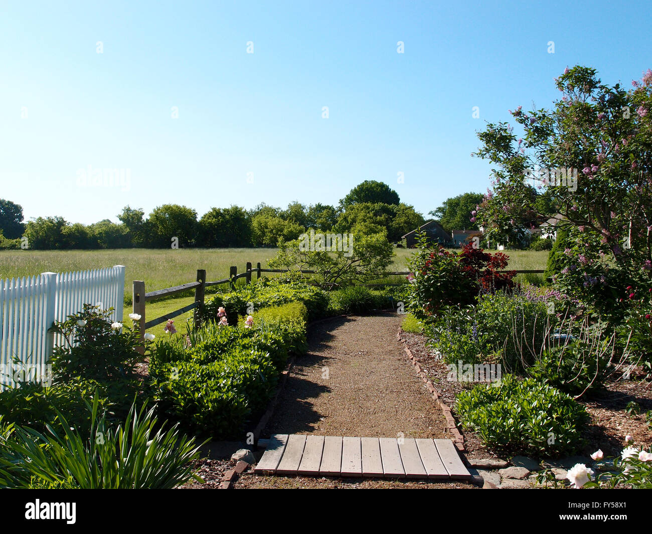Path in garden in lebanon hi-res stock photography and images - Alamy