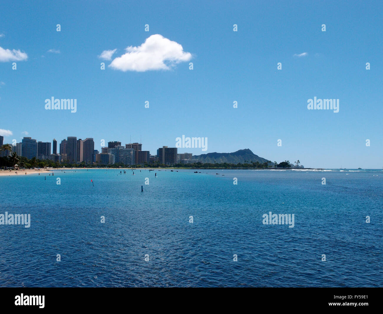 Ala Moana Beach Park with buildings of Waikiki and iconic Diamondhead ...