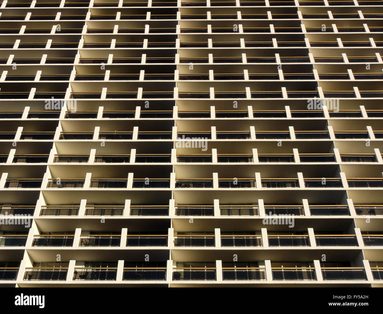 Segmented windows hi-res stock photography and images - Alamy