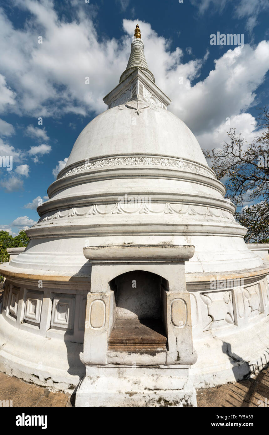 White Stupa, Isurumuni Temple, Anuradhapura, Sri Lanka Stock Photo - Alamy