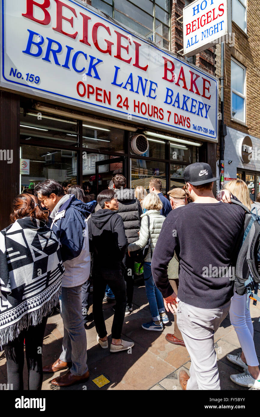 Queue to bakery hi-res stock photography and images - Alamy