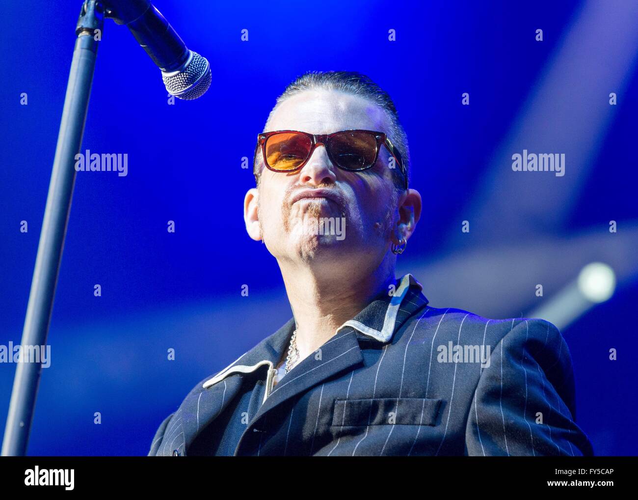 Singer Ricky Warwick from the Band Thin Lizzy on 31 March 2016 at a ...