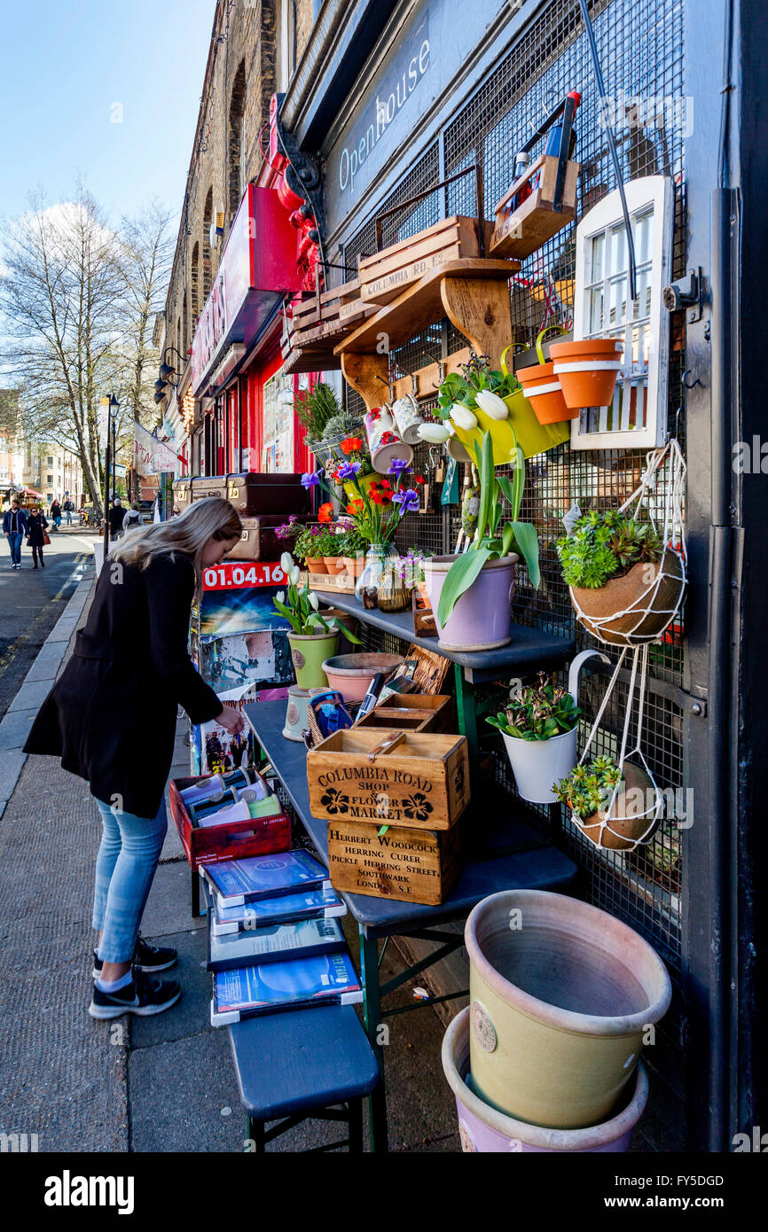 Columbia road shops hi-res stock photography and images - Alamy