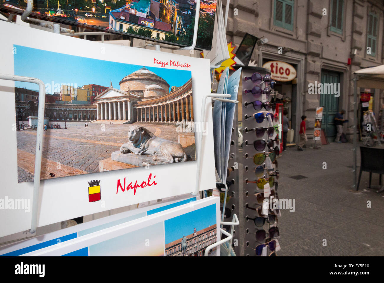 Postcards post cards hi-res stock photography and images - Alamy