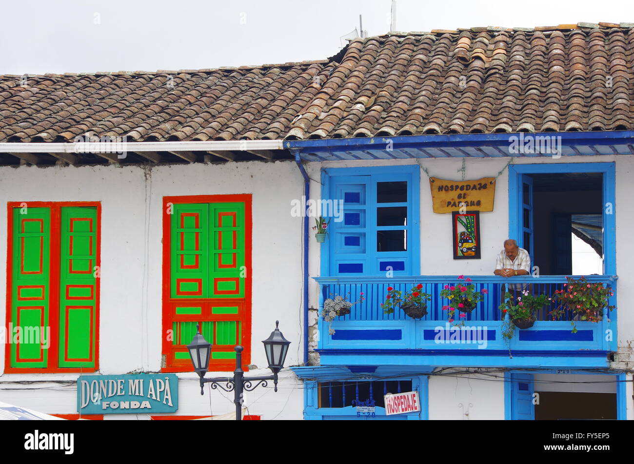 Colorful houses colombia hi-res stock photography and images - Alamy