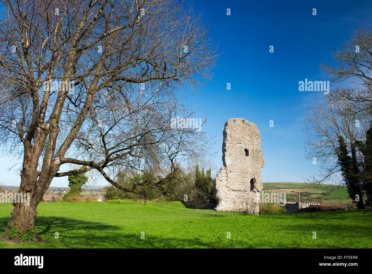 Bramber castle hi-res stock photography and images - Alamy