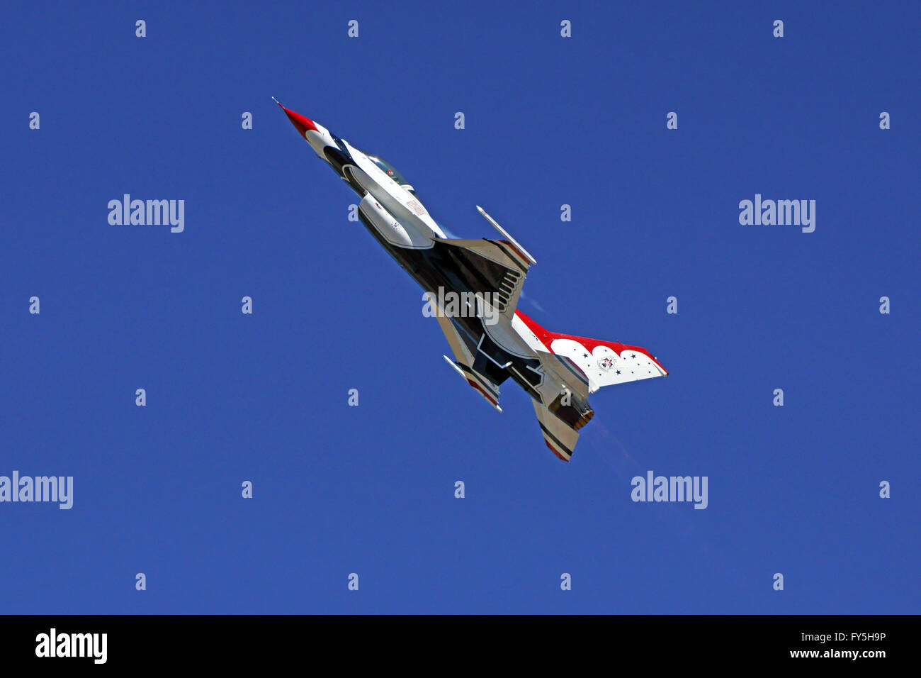 Airplane USAF Thunderbirds F-16 jet fighter flying at 2016 March Air ...