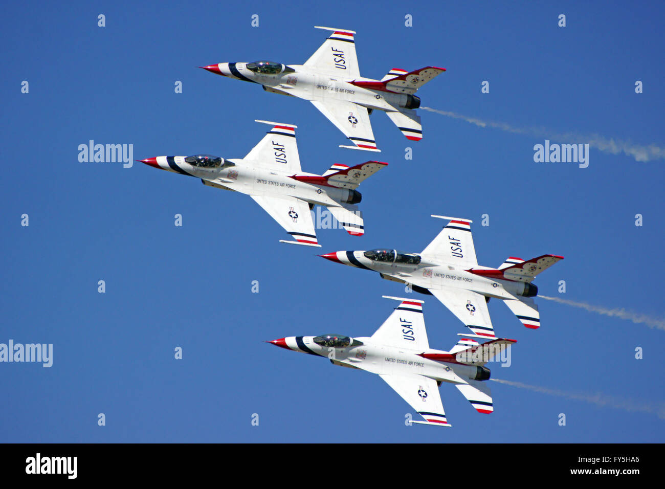 Airplane USAF Thunderbirds F-16 jet fighters flying at 2016 March Air ...