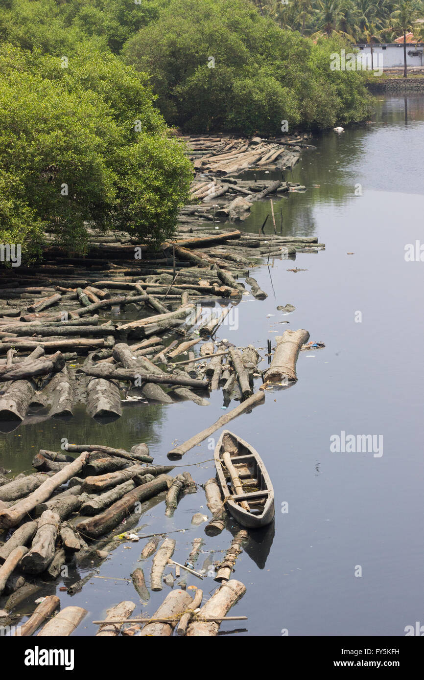 Kallayi river hi-res stock photography and images - Alamy