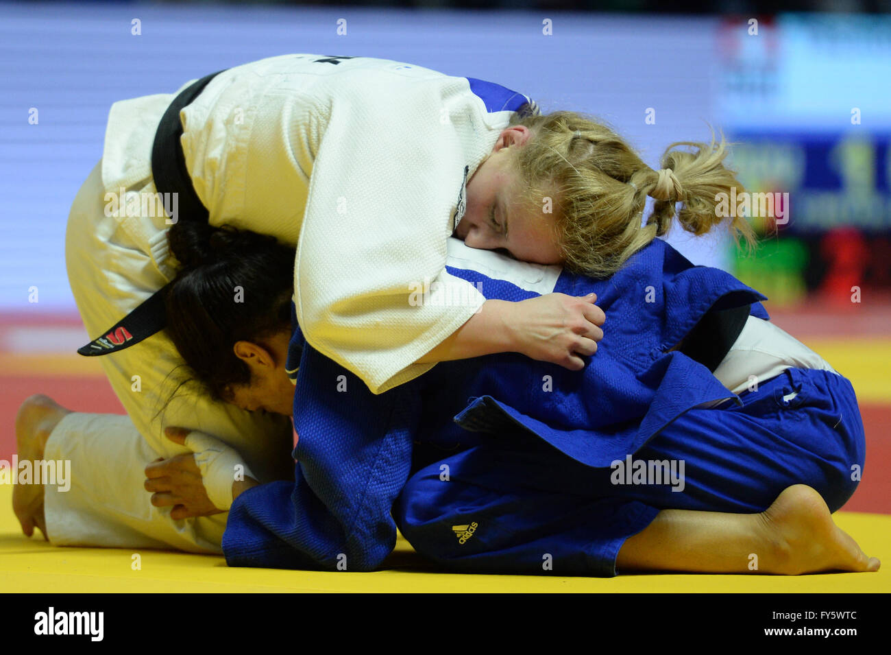 Kazan, Russia. 21st April, 2016. Yulia Ryzhova of Russia (white jacket ...