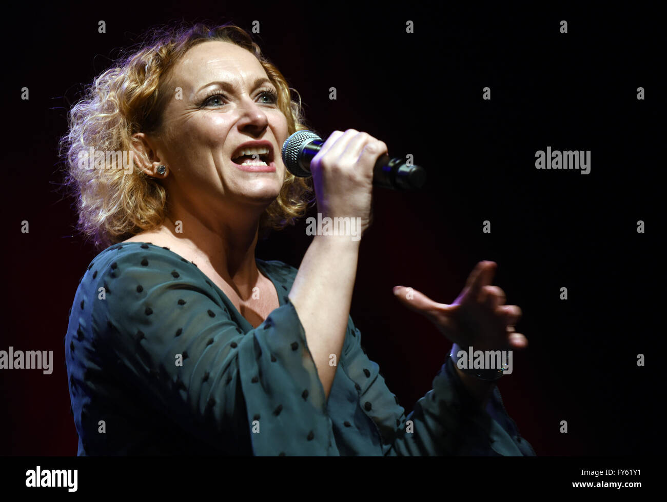 Anna montanaro hi-res stock photography and images - Alamy