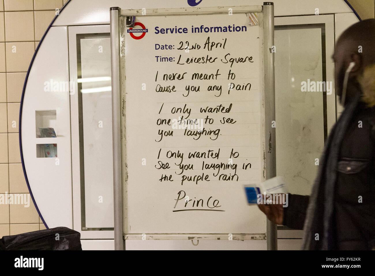 Tribute on a London Underground station to American Singer and ...