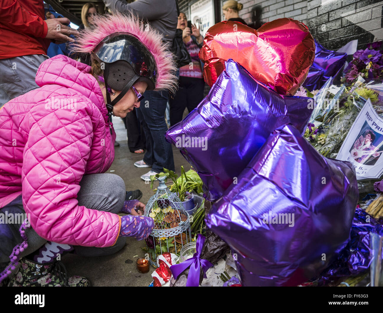 Prince rogers nelson death hi-res stock photography and images - Alamy