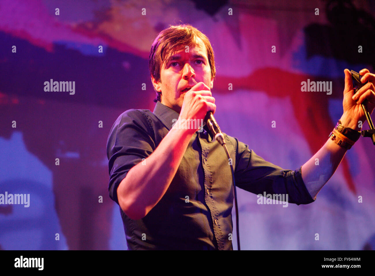 Mark morriss bluetones 2016 hi-res stock photography and images - Alamy
