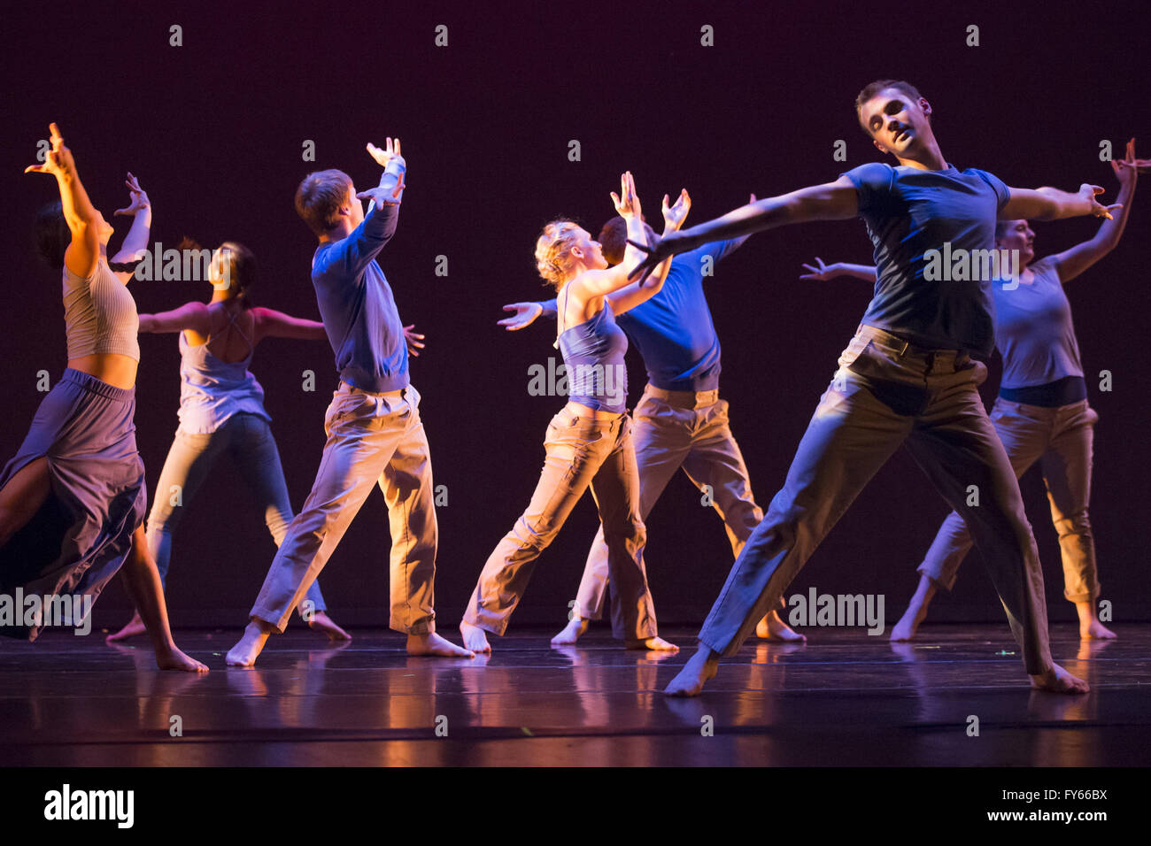 Breaking dam hi-res stock photography and images - Alamy